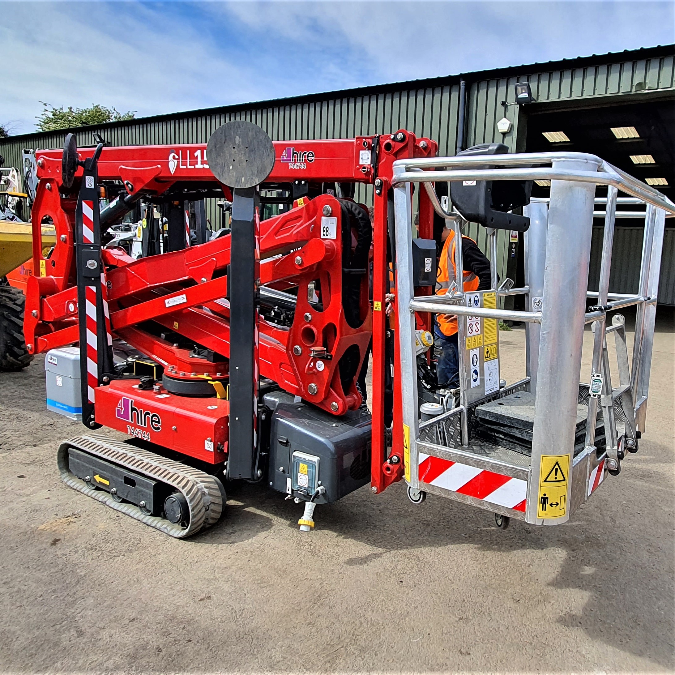 Hire 15m Tracked Articulated Boom in the Channel Islands